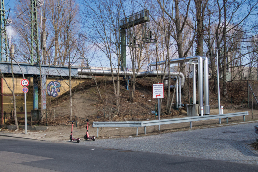 Charlottenburg Canal Pipeline Bridge II