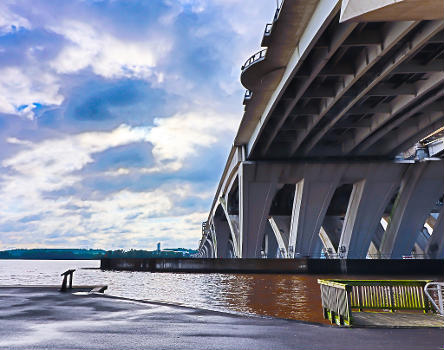 Woodrow Wilson Memorial Bridge
