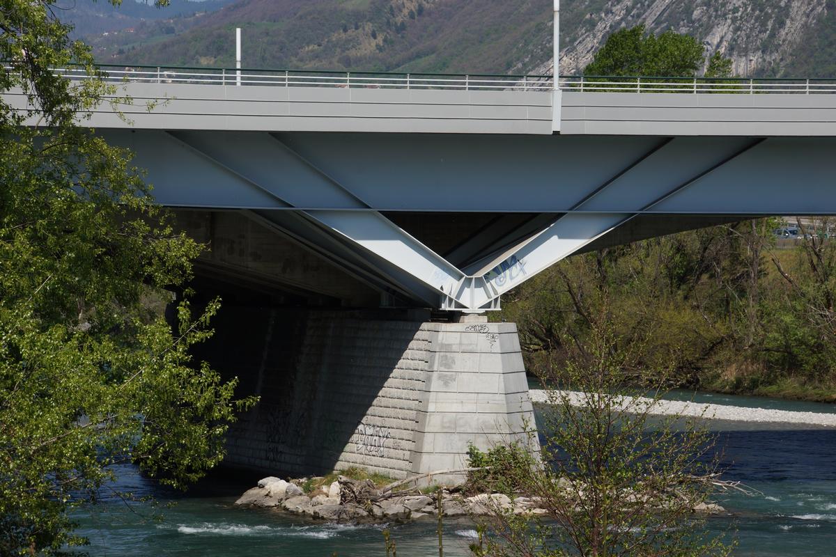 Pont de Catane (Tram) (Grenoble/Seyssinet-Pariset, 2005) | Structurae Pont de Catane (Tram) (Grenoble/Seyssinet-Pariset, 2005) | Structurae